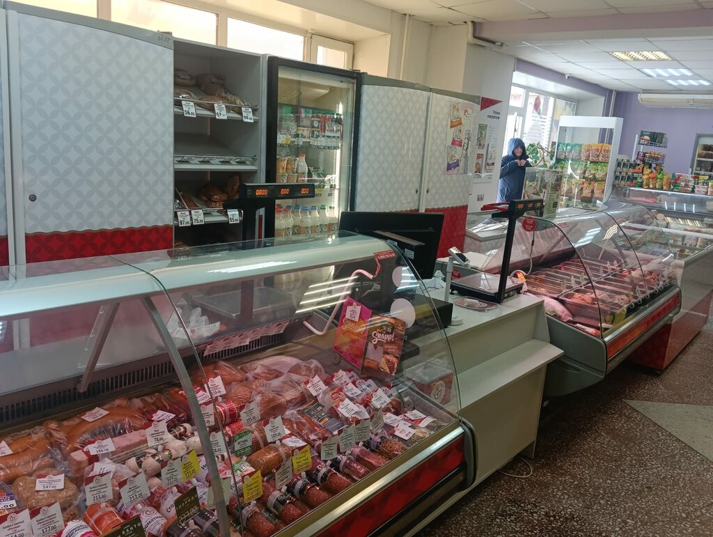 Kanatlı hayvan ürünleri ve yumurta Mezheninovskaya ptitsefabrika, Tomsk, foto