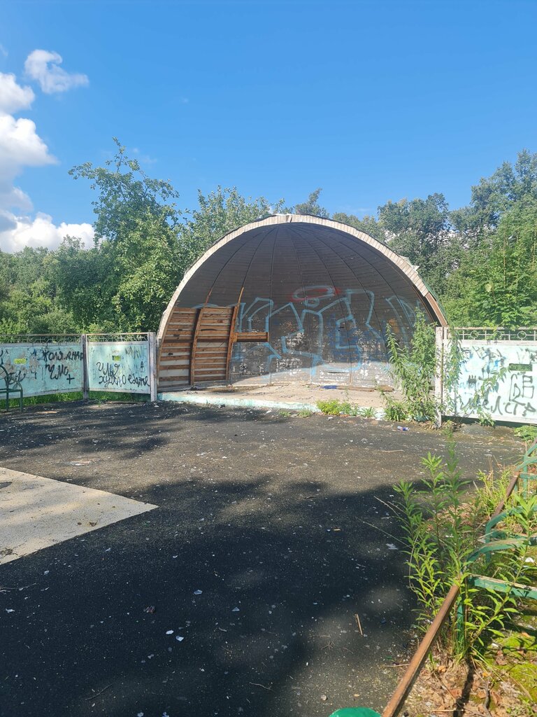 Turistik yerler Усадьба Кантемиров-Безбородко, Dmitrovsk, foto