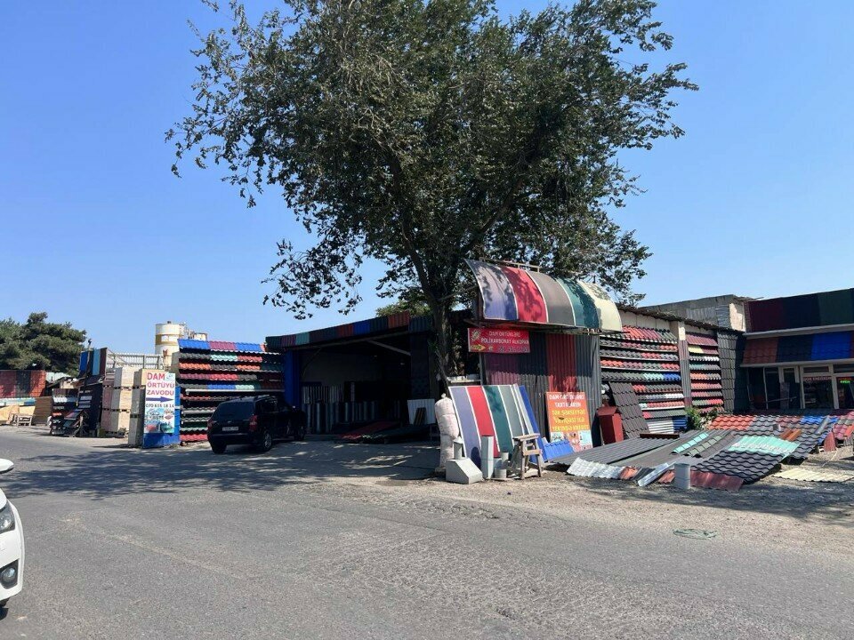i̇nşaat konstrüksiyonları Dam örtükləri, Bakü, foto