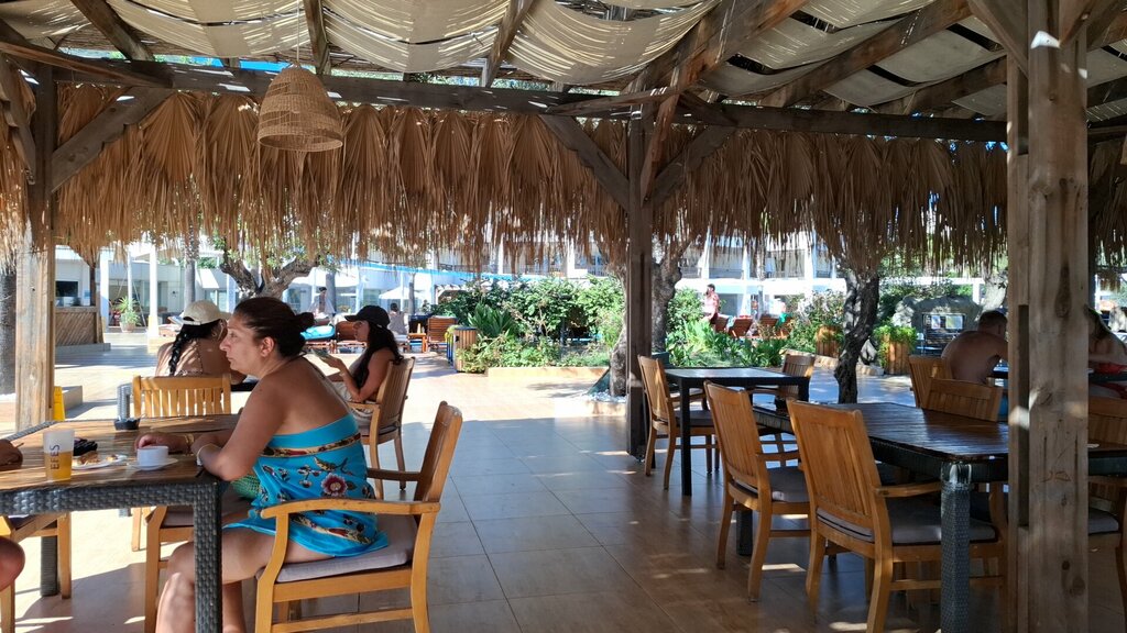 Plaj Yalıçiftlik Halk Plajı, Bodrum, foto