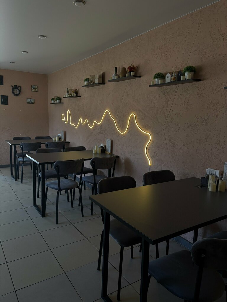 Kafe Булочки Любовь, Mikun, foto