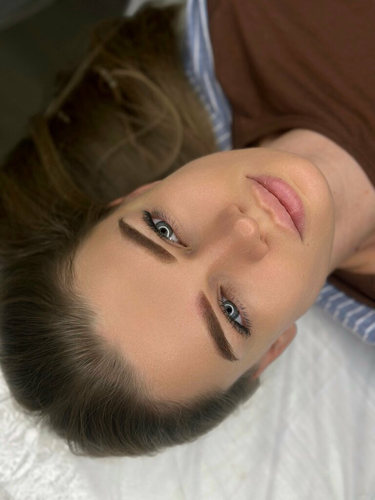 Kalıcı makyaj stüdyosu Permanent by Darya Romanenko, Moskova, foto