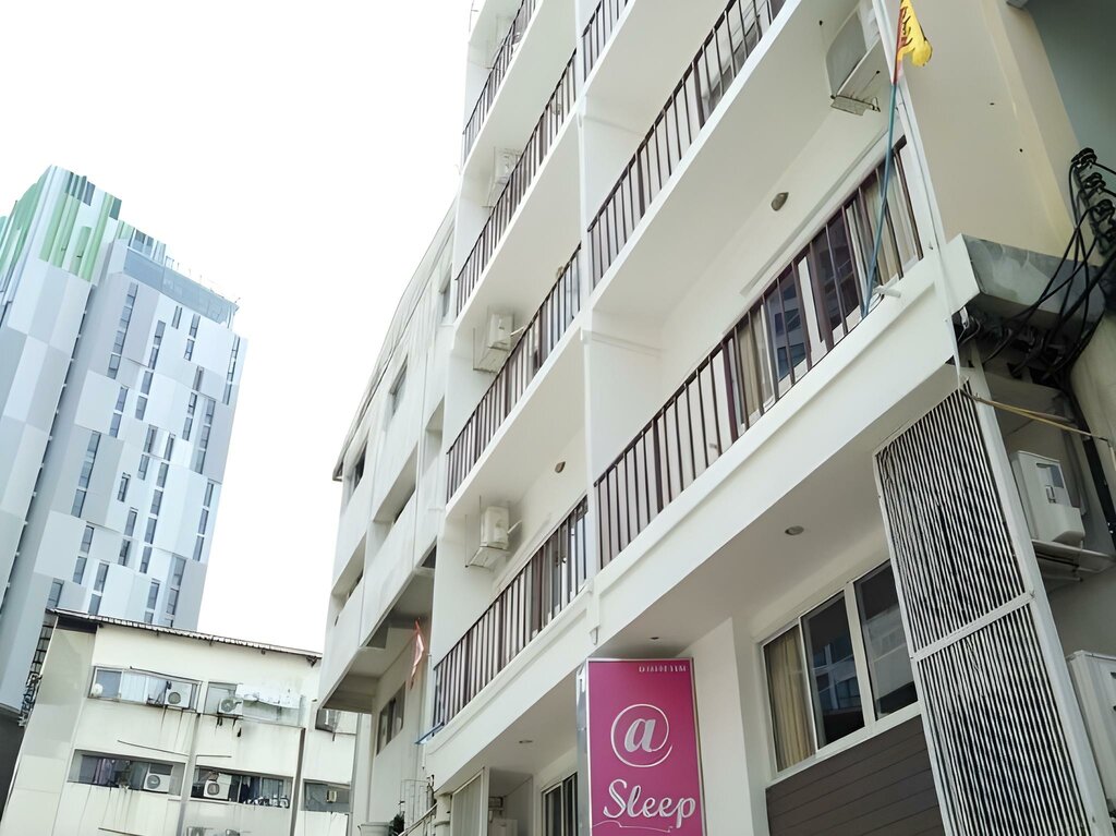 Otel Tim Place - Bts Phra Khanong, Bangkok, foto