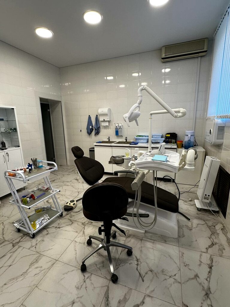 Özel ağız ve diş sağlığı klinikleri ve muayenehaneleri Стодент, Plavsk, foto