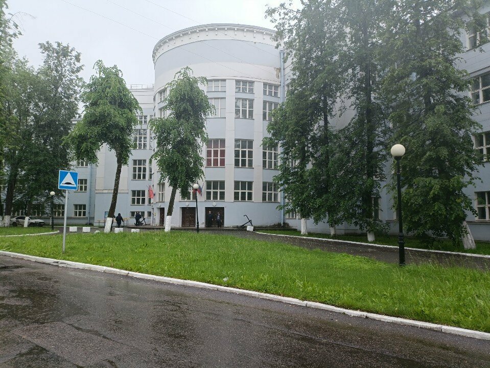 Üniversiteler Гумрф им. адмирала С. О. Макарова - институт дополнительного профессионального образования, Saint‑Petersburg, foto
