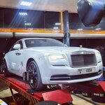 Jeddah Tyres (25, 7A Street, Seih Al Qusaidat West, Sector 2, Ras Al Khaimah), jant ve lastikçiler