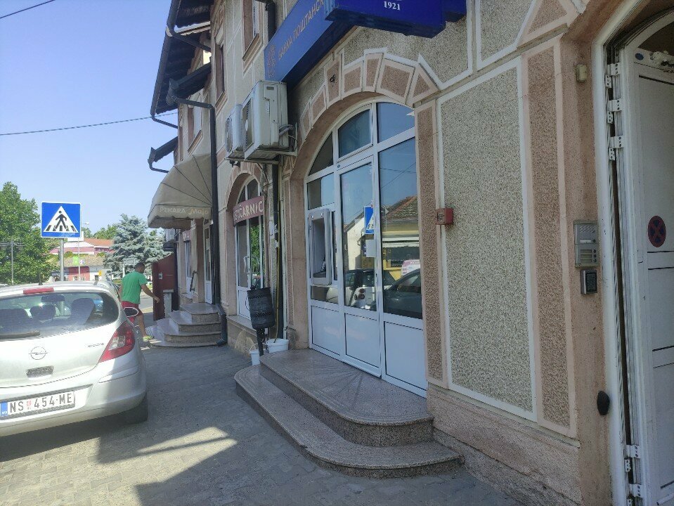 Banka Поштанска Штедионица, Güney Backa İlçesi, foto