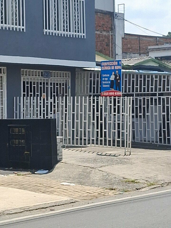 Giyim mağazası Clothing and Garment Clinic, Cali, foto