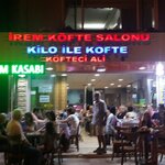 İrem Köfte Salonu (Harmanlar Mah., Vali Akı Cad., No:1, Çınarcık, Yalova), restoran  Çınarcık'tan