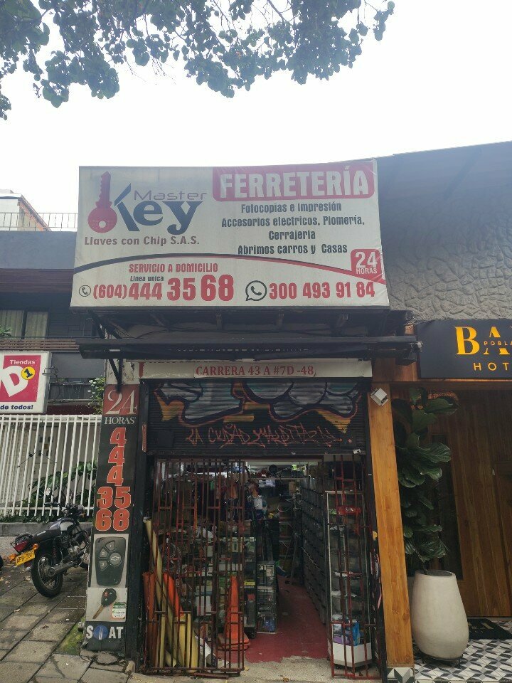 Metal eşya tamircileri Master key Llaves Con Chip S. A. s, Medellin, foto