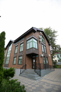 Дорсуммед (Liteynaya Street No:13Б), tıp merkezleri ve klinikler  Podolsk'tan