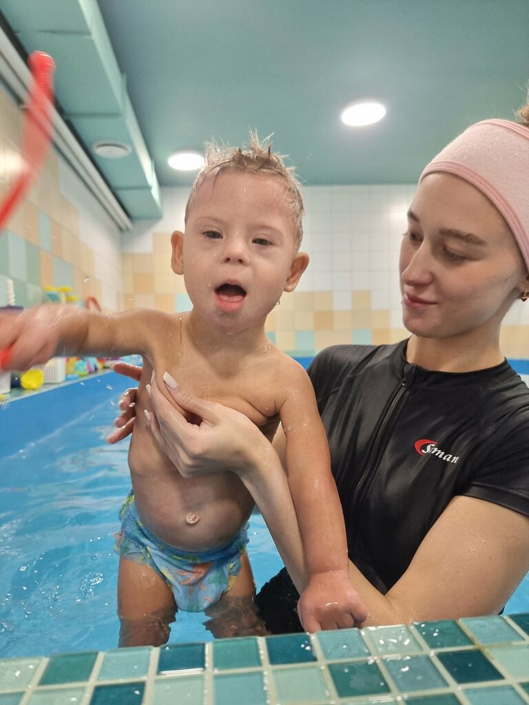 Yüzme havuzları Буль-Буль Карасики, Tomsk, foto