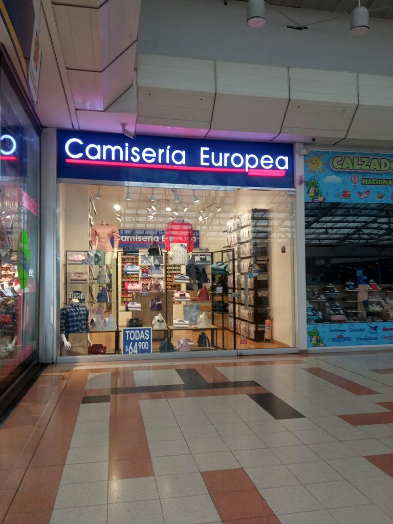 Giyim mağazası Camisería Europea, Bogota, foto