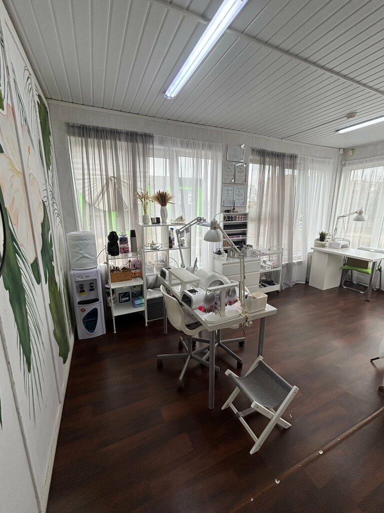 Manikür-pedikür Кабинет маникюра, Valday, foto