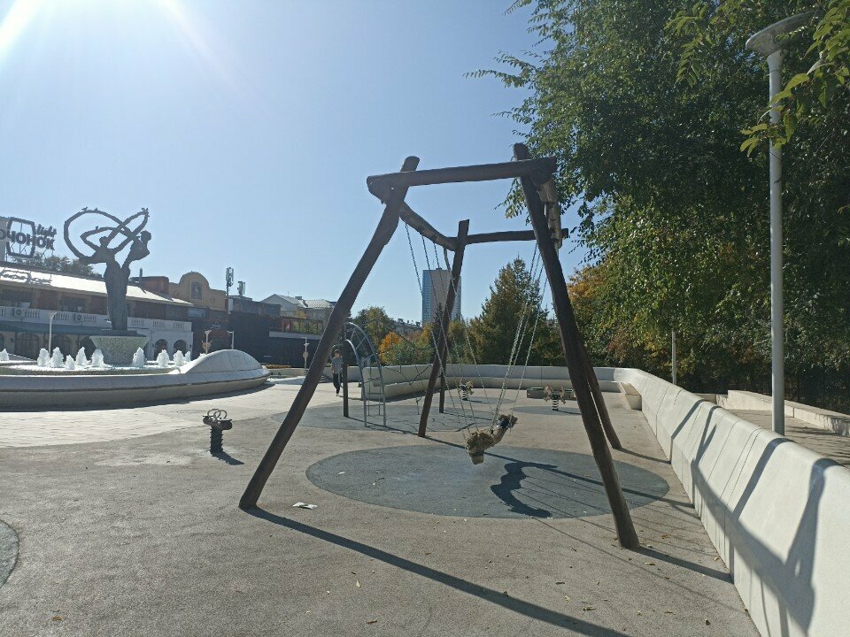 Oyun alanı Playground, Astana, foto