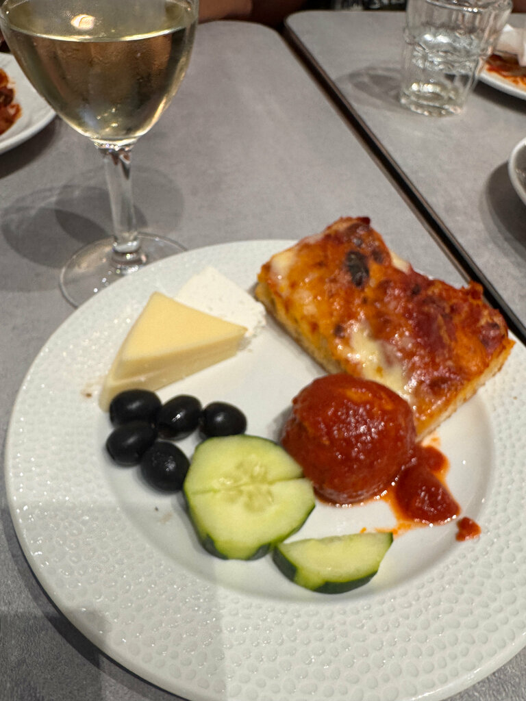 Havaalanı terminali Terminal 3, , foto