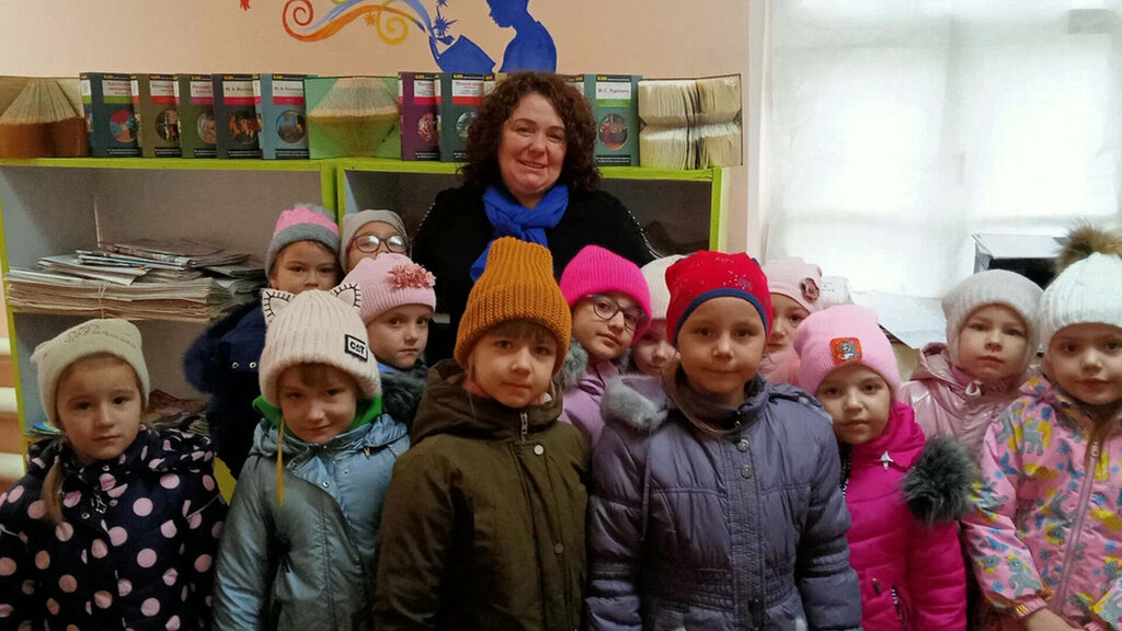 Kütüphaneler Библиотека городской филиал № 6, Svetlograd, foto