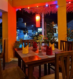 Hikka Dream Dine (Southern, Town of Hikkaduwa, Galle Road), kafe  Hikkaduwa'dan