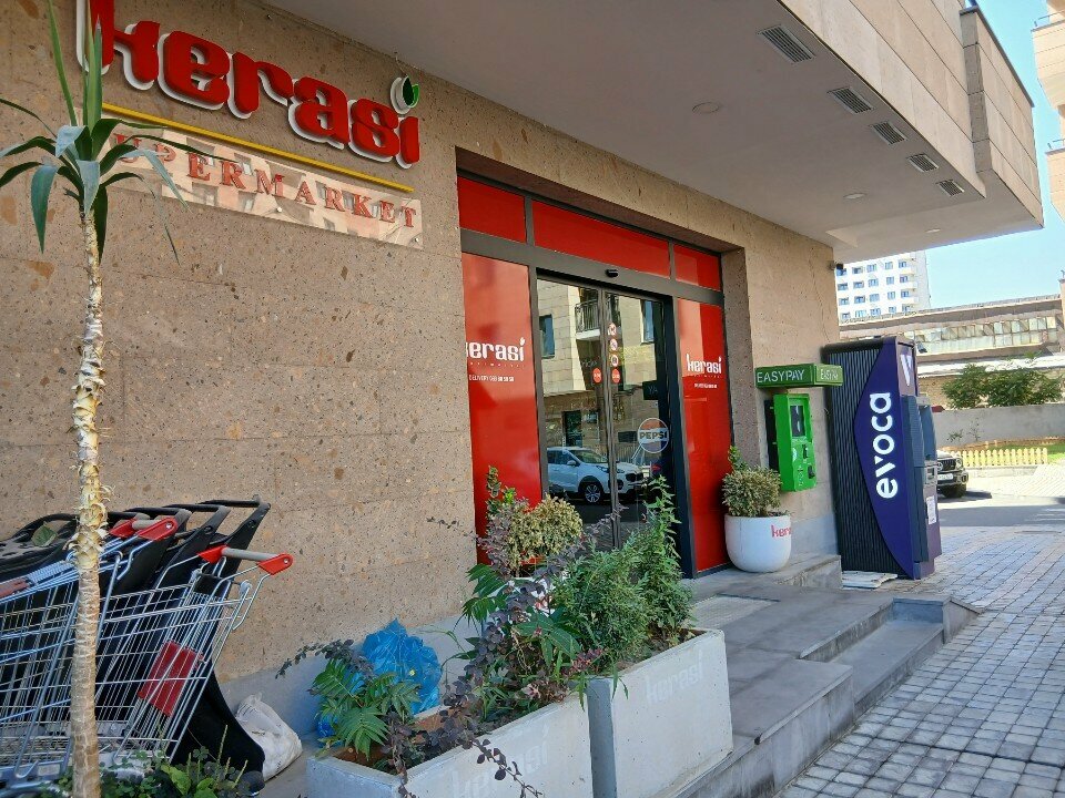 Süpermarket Kerasi, Erivan, foto