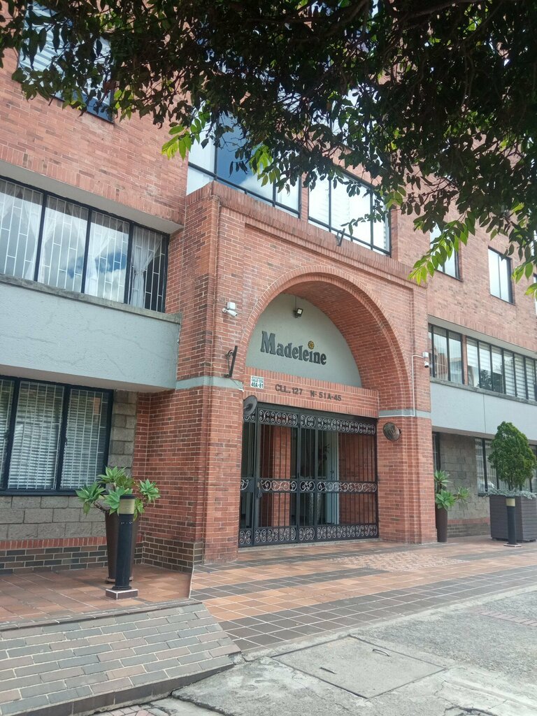 Konut blokları Edificio Madeleine, Bogota, foto