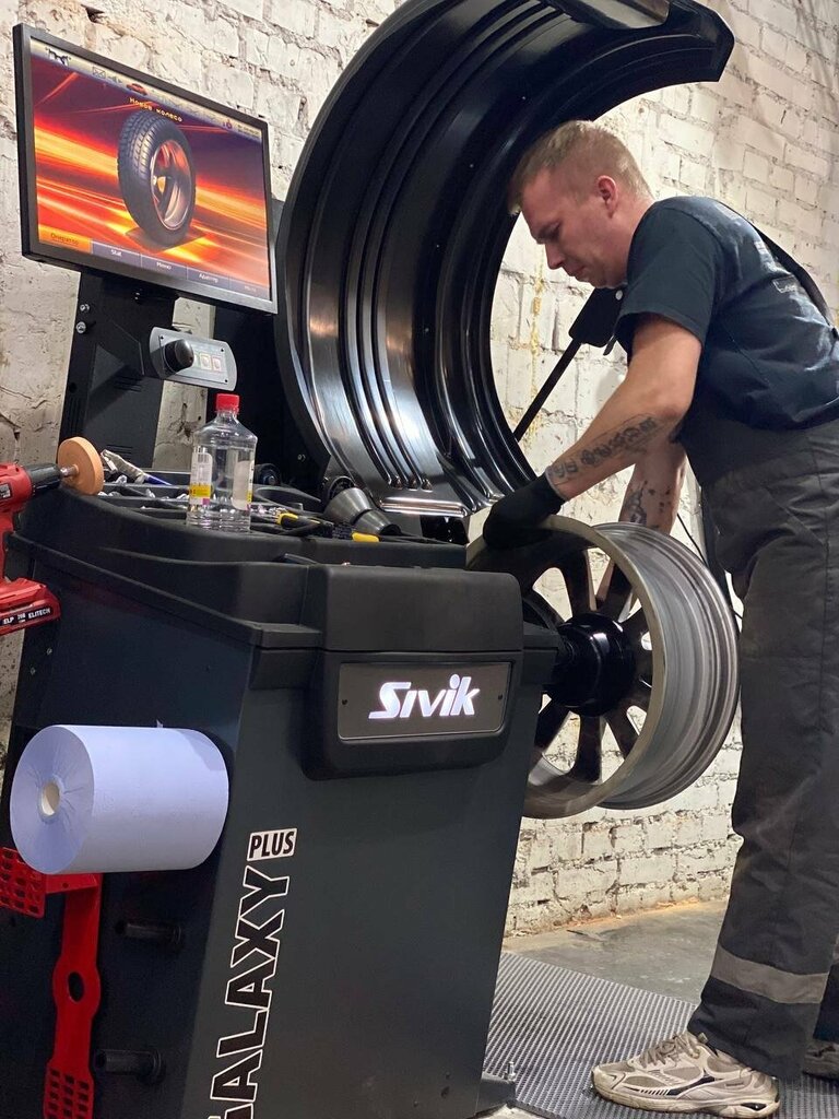 Tire service Kolesnica, Saint‑Petersburg, foto