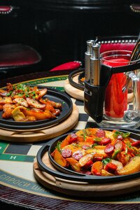 Harat's pub (Pogranichnaya ulitsa No:17), bar  Petropavlovsk'tan