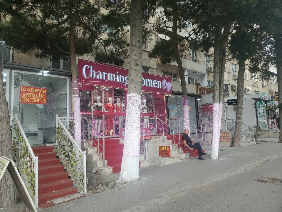 i̇ç giyim ve mayo mağazası Charming Women, Bakü, foto