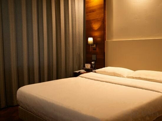 Otel Emerald Hotel, Chjechju, foto