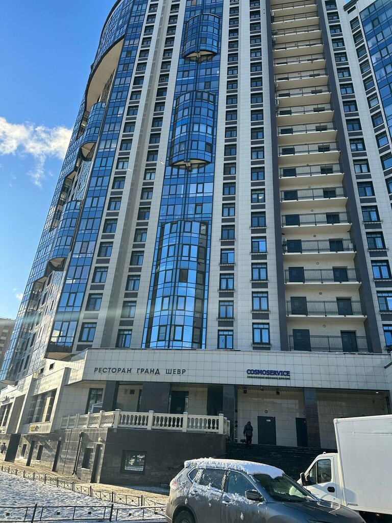 Kiralama noktası Vse-v-arendu, Saint‑Petersburg, foto