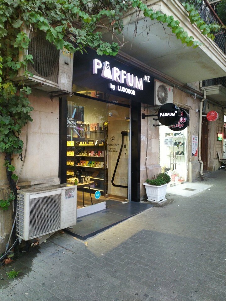 Kozmetik ve parfümeri mağazaları Parfumaz, Bakü, foto