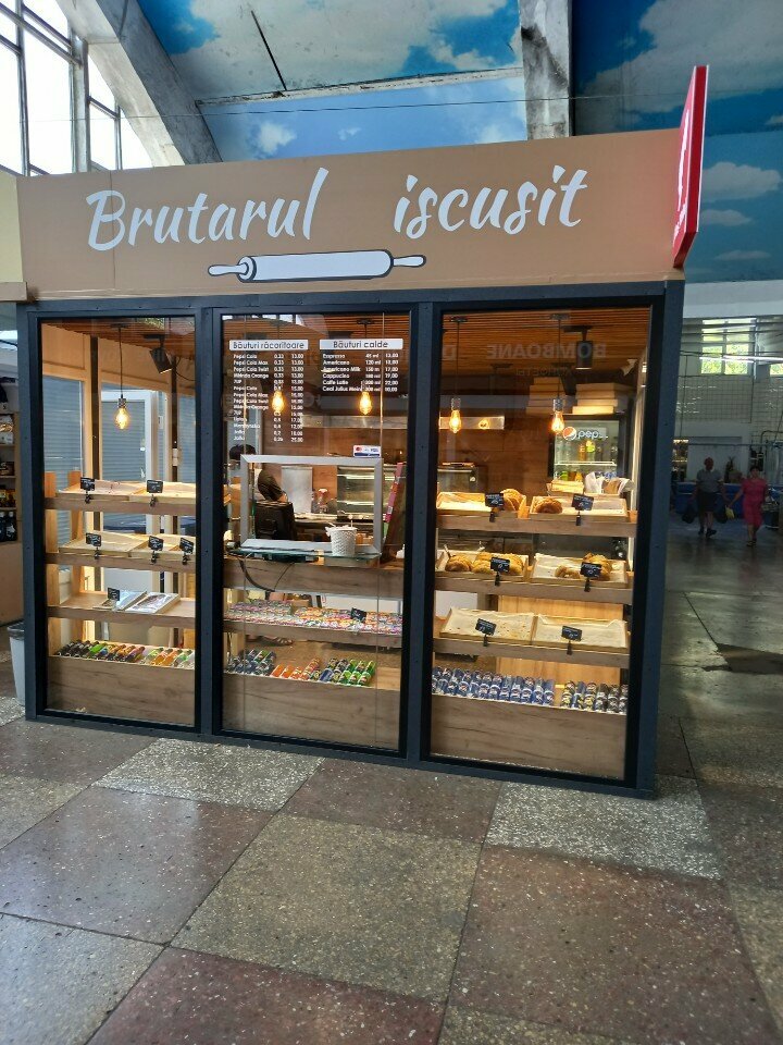 Ekmek fırını Brutarul Iscusit, Beltsi, foto