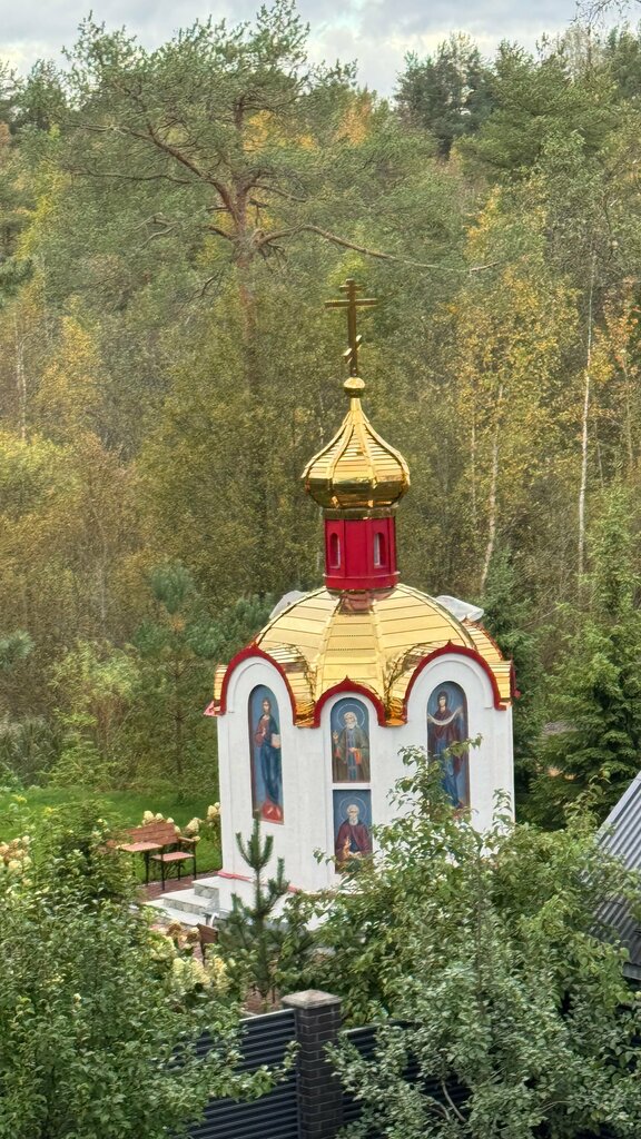 Şapel, haç anıtı Chapel, memorial cross, Saint‑Petersburg ve Leningradskaya oblastı, foto