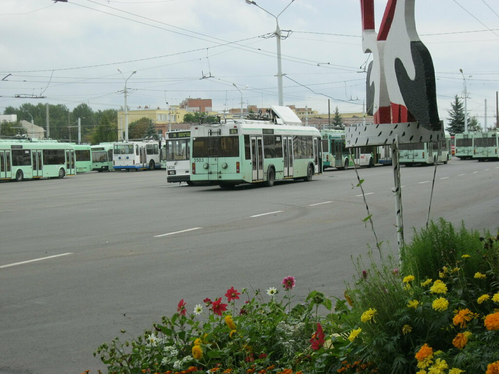 Troleybüs otoparkı Trolleybusny Park № 3 filial Gosudarstvennoye predpriyatiye Minsktrans, Minsk, foto
