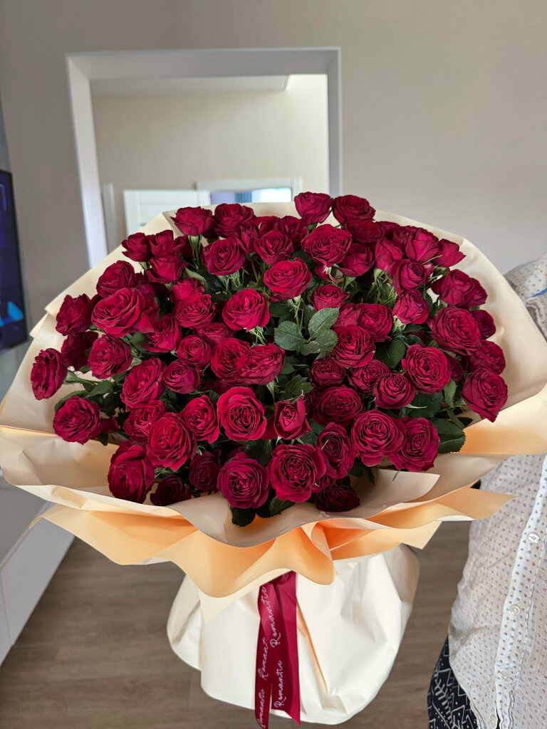 Çiçek teslimatı ОптРоз, Başkurdistan, foto