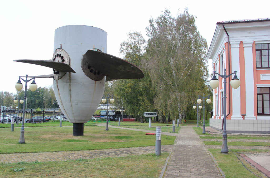 Teknoloji anıtı Поворотно-лопастная турбина Угличской ГЭС, Ugliç, foto