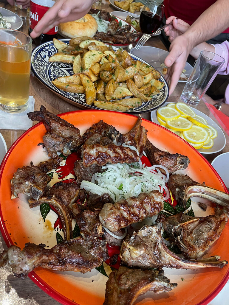 Kafe Gissar, Kolpino, foto