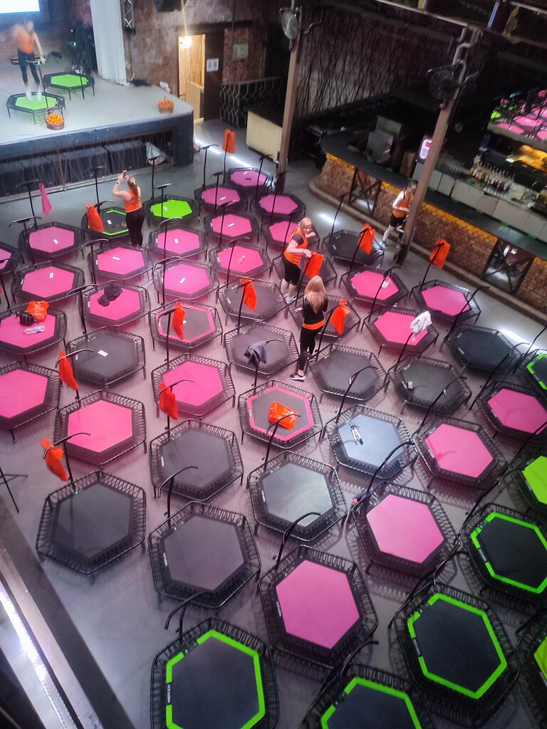 Fitness kulüpleri Джампинг фитнес Lip jump, Lipetsk, foto