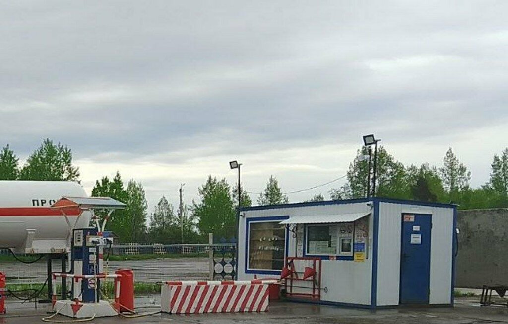 Otogaz dolum istasyonu Artsever, Tümen (Tiumenskaya) oblastı, foto