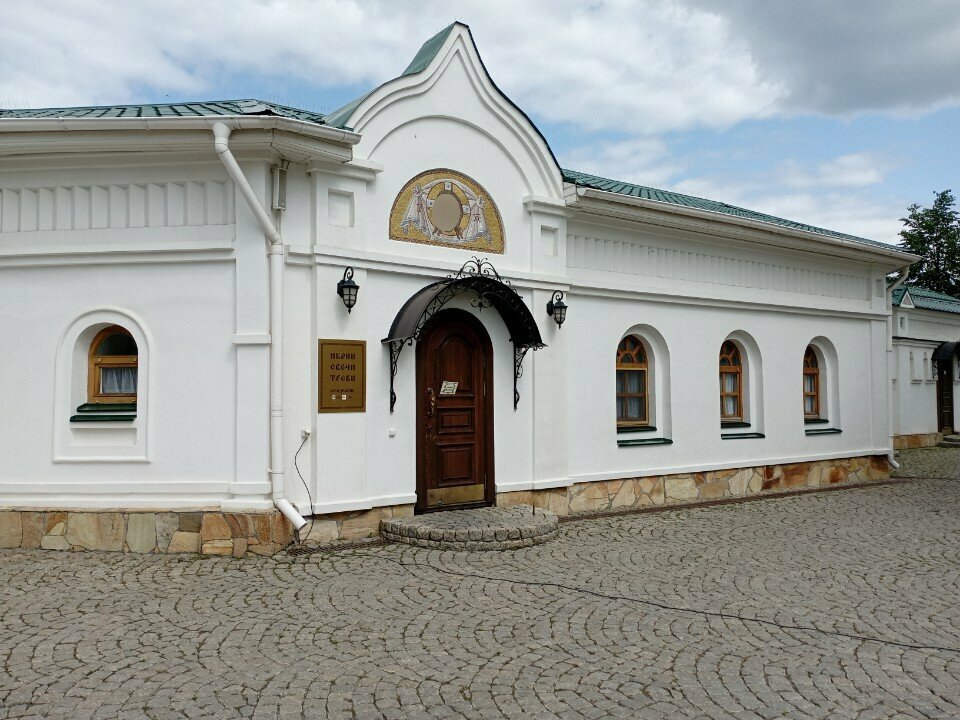 Dini ürünler Лавка церковных товаров, Yekaterinburg, foto