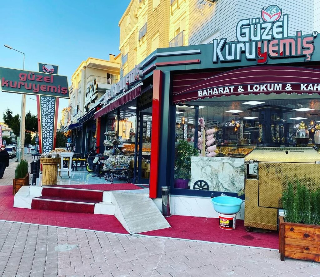 Kuruyemiş, atıştırmalık, kuru meyve Güzel Kuruyemiş, Antalya, foto