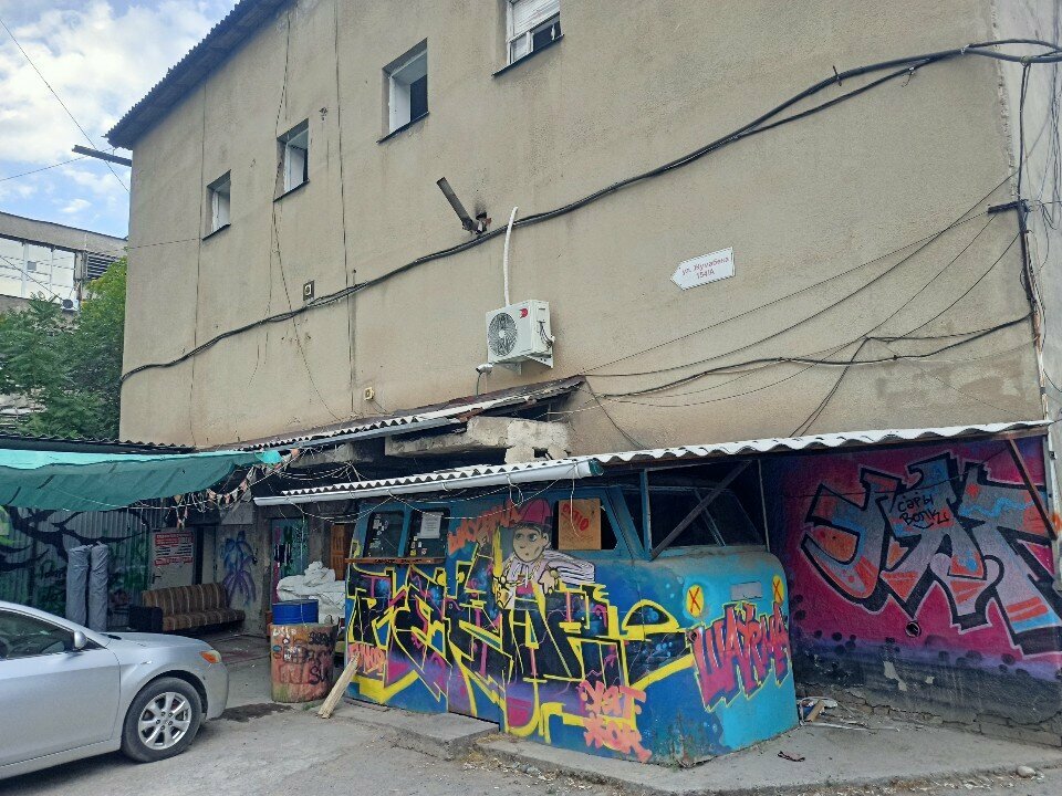 Gece kulüpleri Combinate, Bişkek, foto