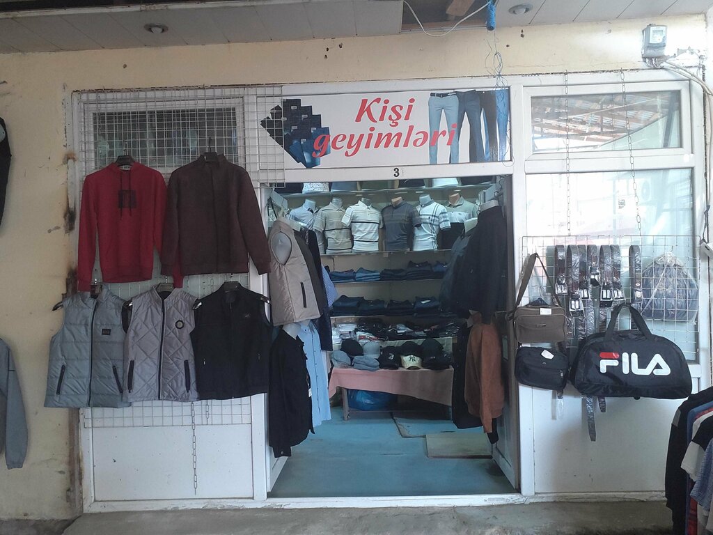 Giyim mağazası Kishi geyimleri, Bakü, foto