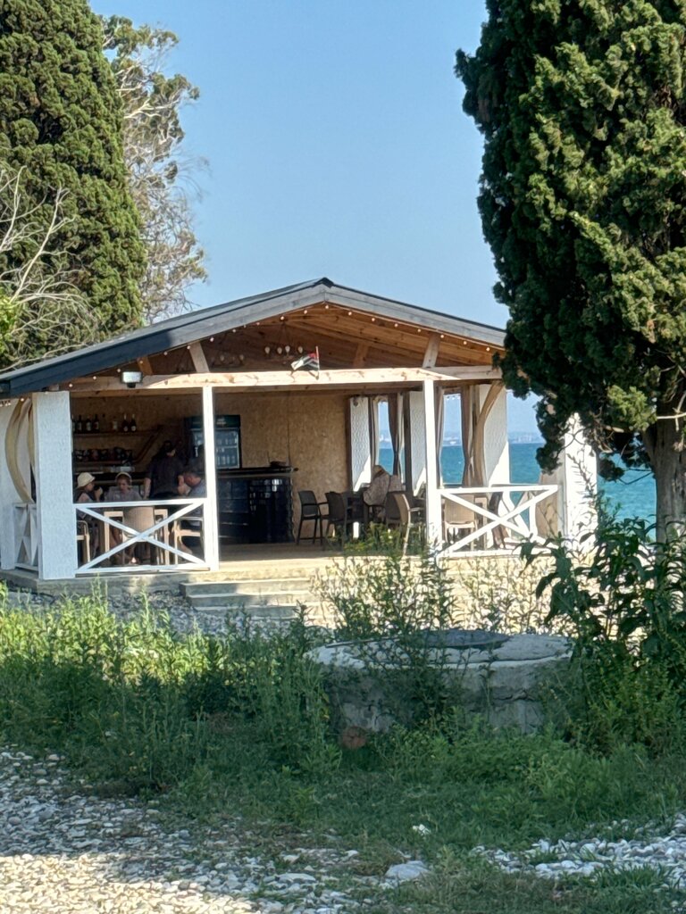 Kafe Кафе у Саиды, Gudauta Bölgesi, foto