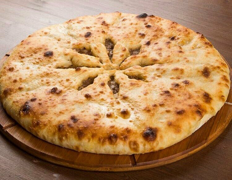 Pasta, şekerleme ve tatlı Ossetian pies, Moskova, foto