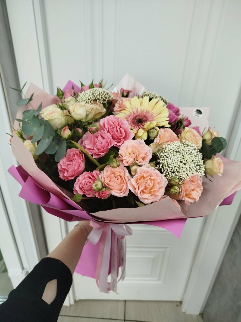 Çiçekçiler Гербера, Mordovya, foto