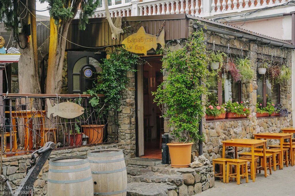 Kafe БарабуляБар, Yalta, foto
