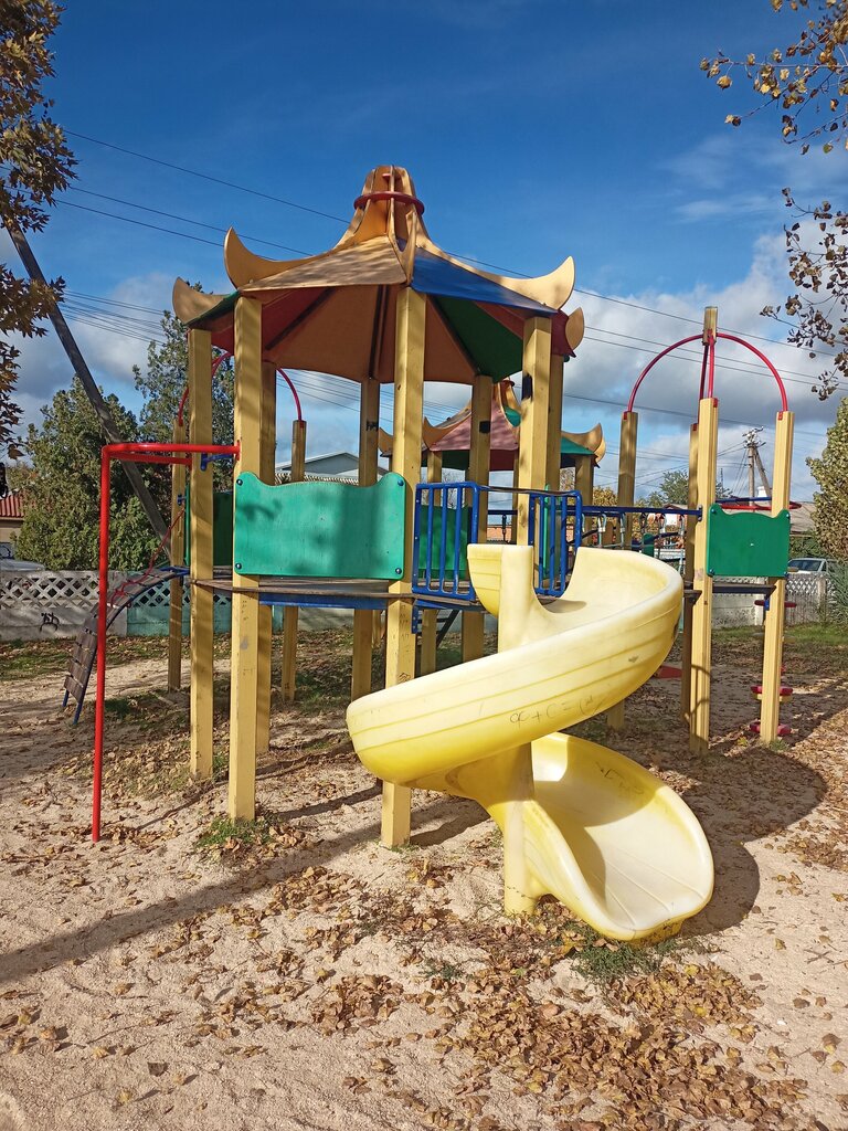Oyun alanı Детская площадка, Krasnodarski krayı, foto