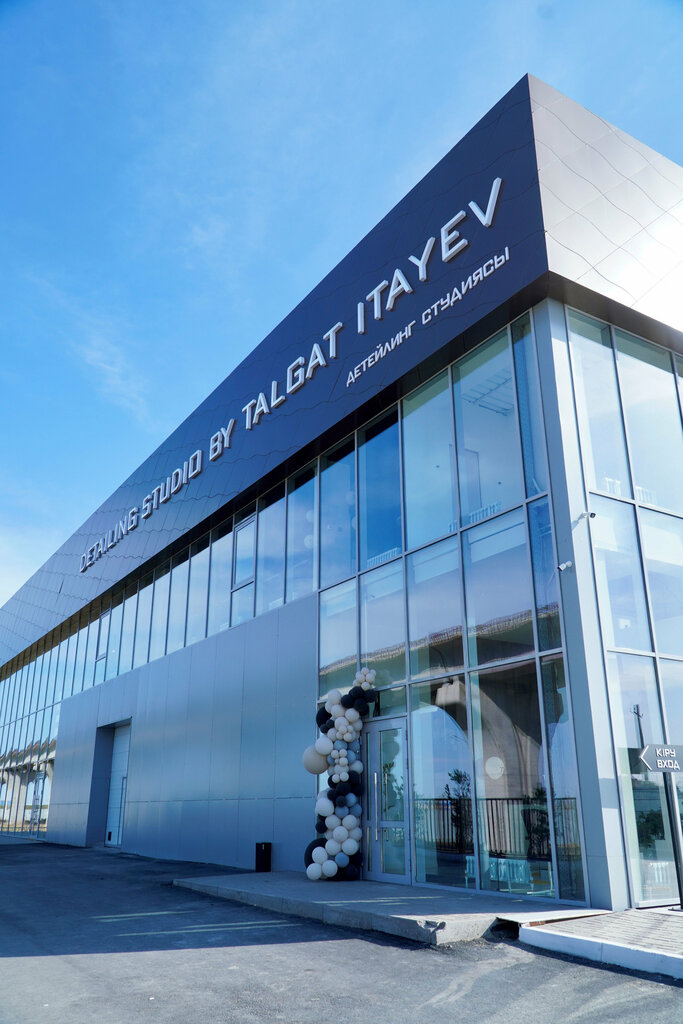 Kahve dükkanları Oneshott coffee, Astana, foto