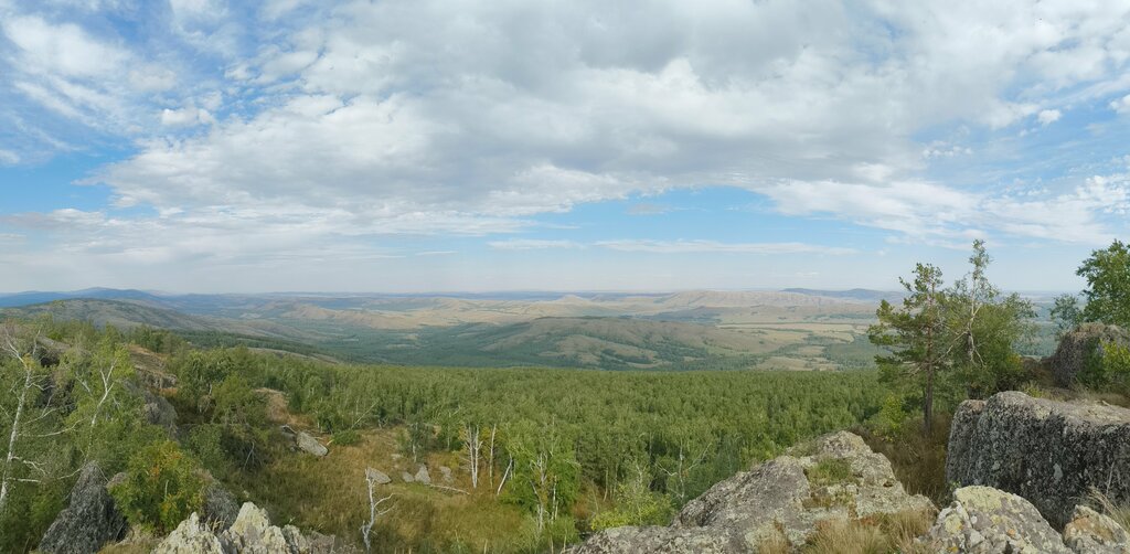 Dağ zirvesi Гора Улуташ, Başkurdistan, foto