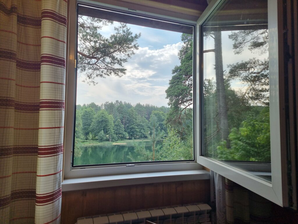 Konuk evi Дом у озера, Luga, foto